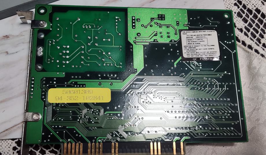 Retro ISA 8bit modem Rockwell F-1114HV/R2