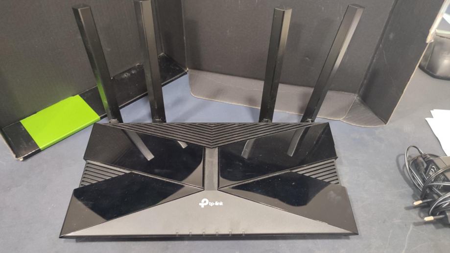 Ruter TP-LINK AX-1500 (Archer AX10)