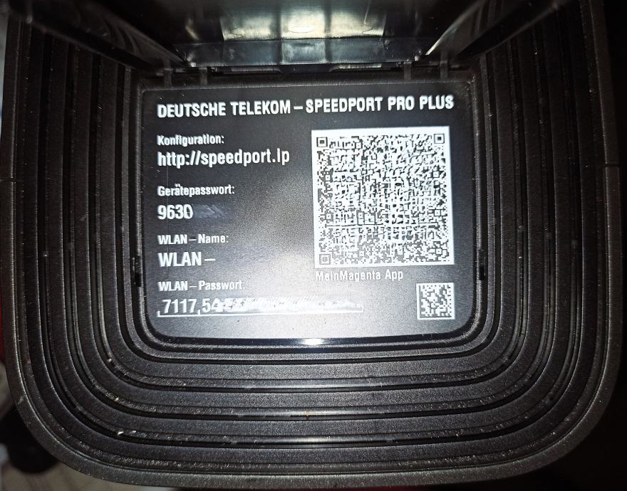Speedport Pro Plus Wi-Fi 6 Hybrid (LTE) MESH Premium/High-End Router
