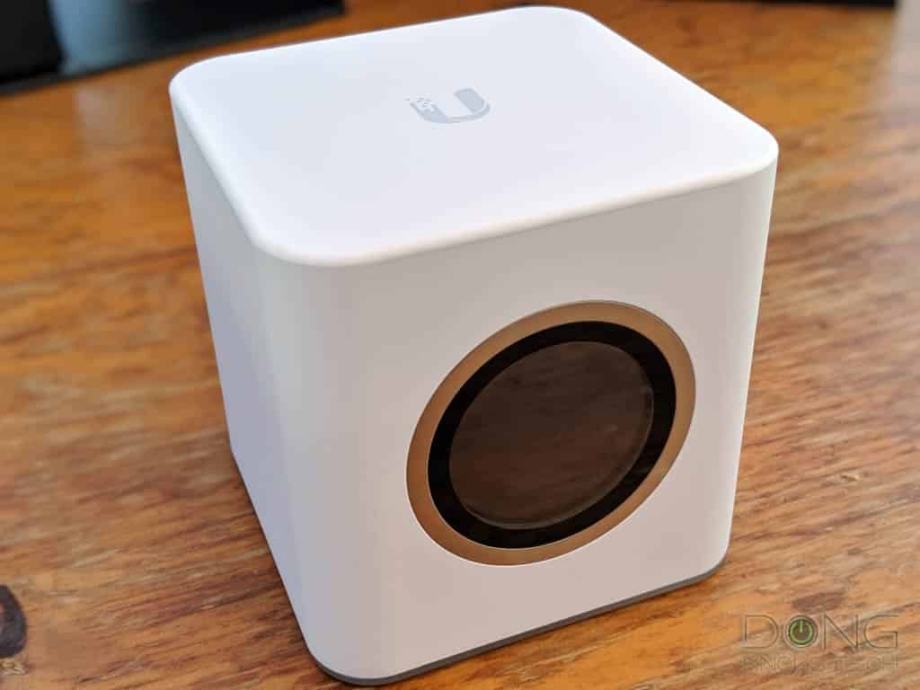 Ubiquiti Amplifi HD router