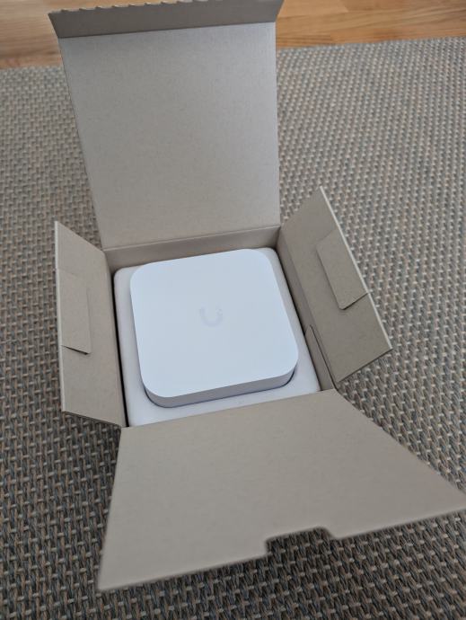 UniFi Gateway Lite (USG Lite)