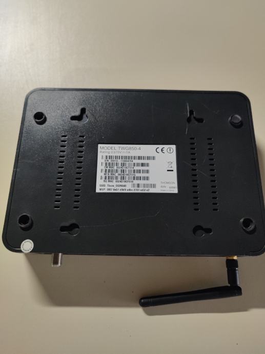 WiFi ADSL router/modem Thompson