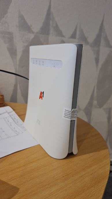 ZTE MF286 4G LTE Cat6 Router -A1 - dostava besplatna, cijela RH
