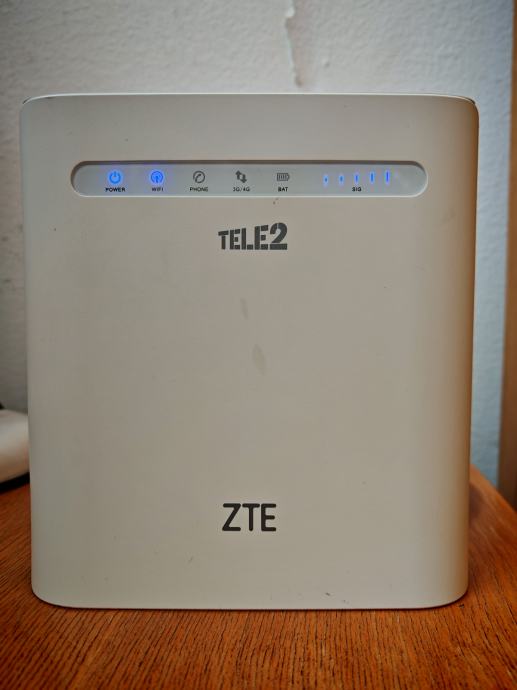 ZTE MF286 LTE Internet router, tvornički otključan, Cat.6, Tele2.