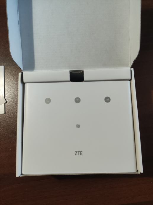 ZTE MF296R Router