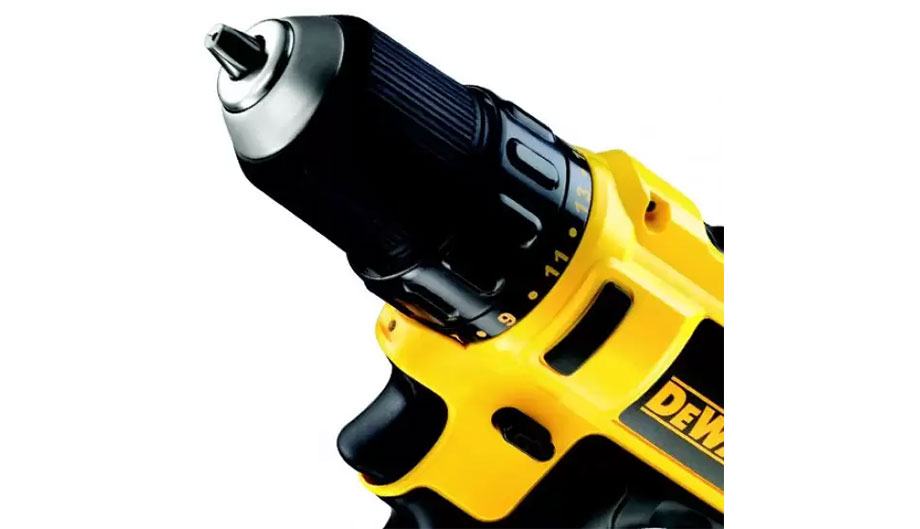 DEWALT akumulatorska bušilica / odvijač DCD710D2 - aku 10,8V