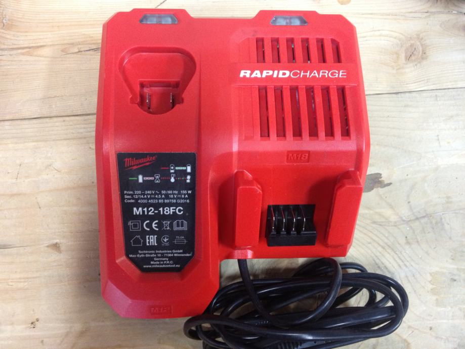 Milwaukee aku bušilica M18 ONEDD