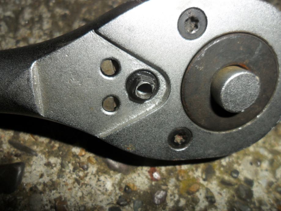 Račna za gedore 2 kom., nagibna i jedna obična normalna