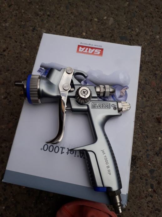 Sata šprica 1000 b rp