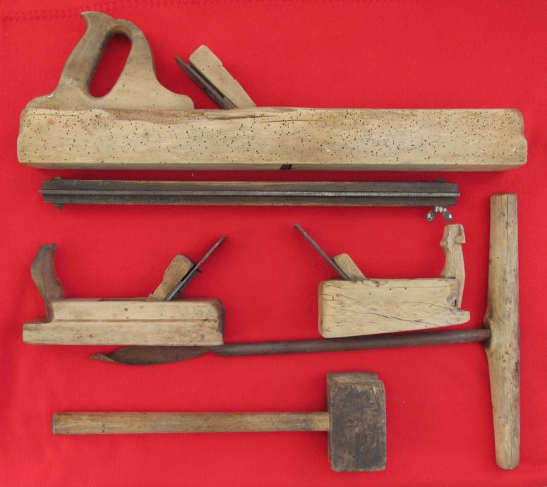 STARI STOLARSKI ALAT - lot 6 komada