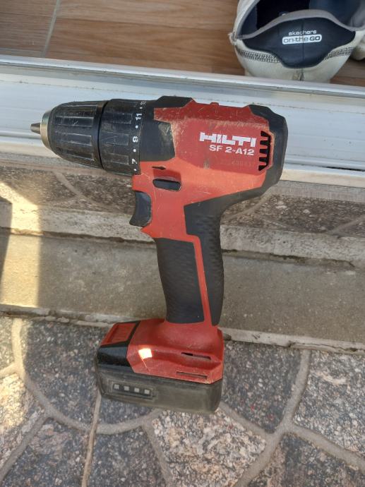 Aku Hilti busilica i hilti i akica