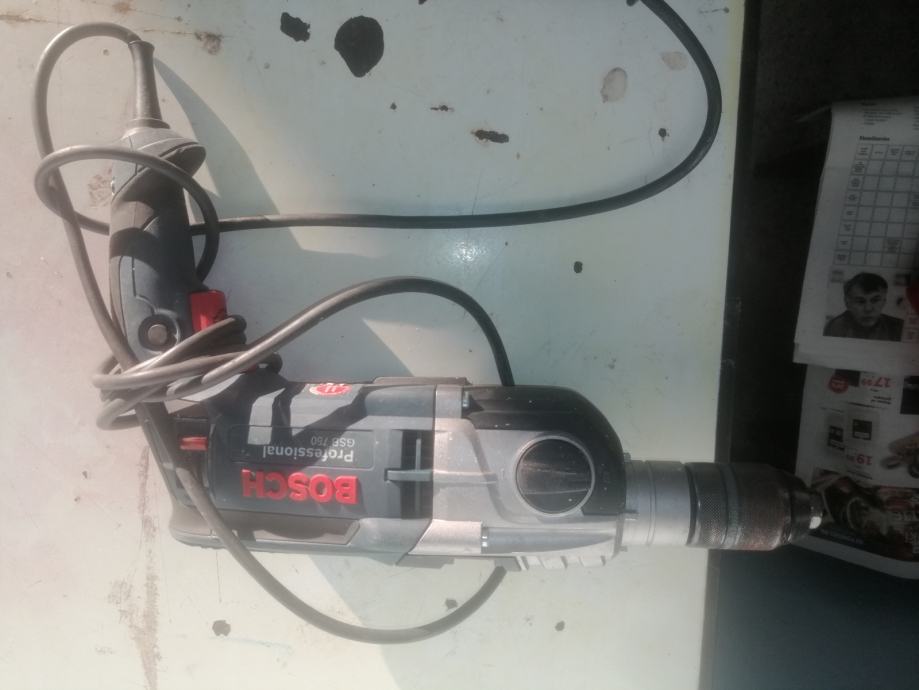 Bosch udarna bušilica GSB 780
