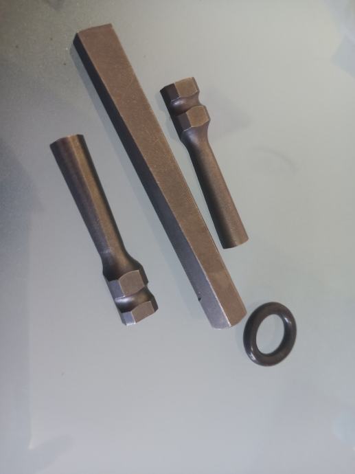 Klin za cijepanje kamena