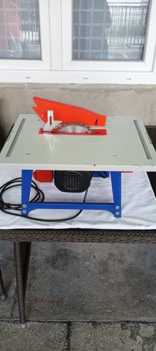 Stolna kružna pila,cirkular 1000w kao nova