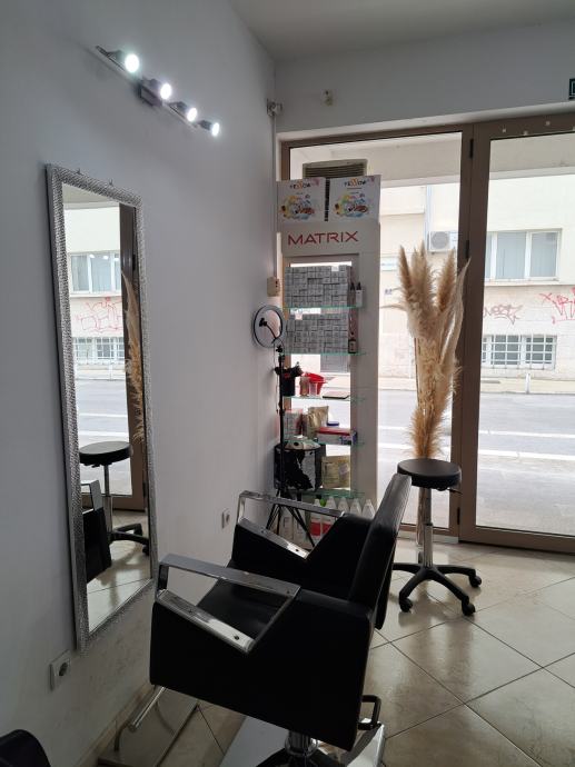 Oprema za frizerski salon