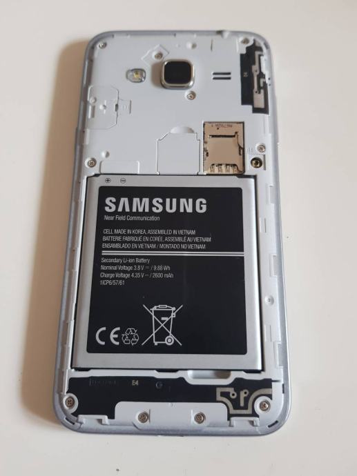 Samsung Galaxy J3 2016 (SM-J320FN) - jako dobro očuvan, ispravan...