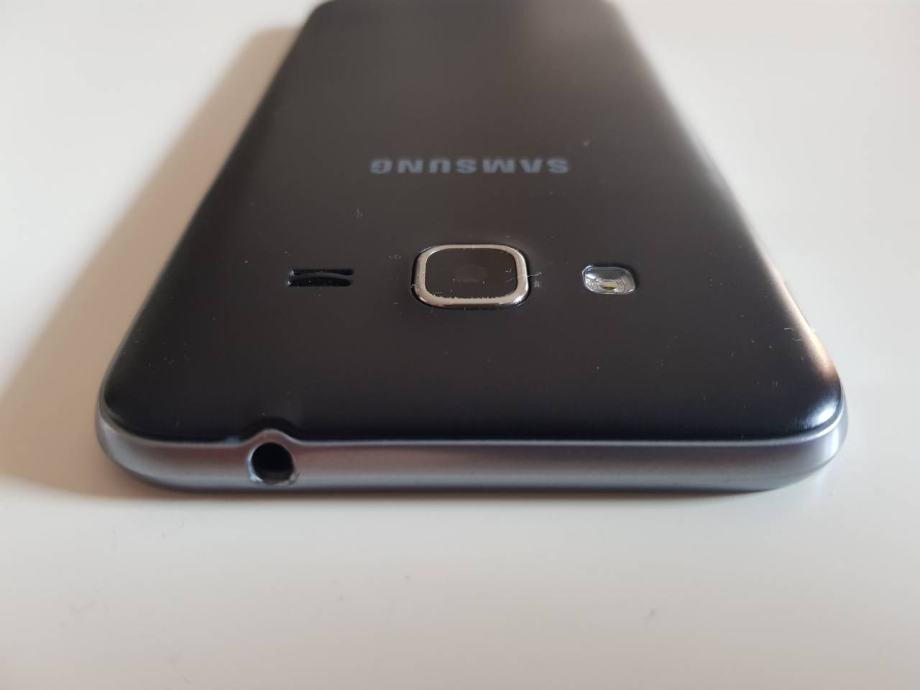 Samsung Galaxy J3 2016 (SM-J320FN) - jako dobro očuvan, ispravan...