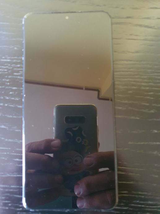 Samsung Galaxy S21 plus 5g black RAM 8 GB ROM 256 GB.