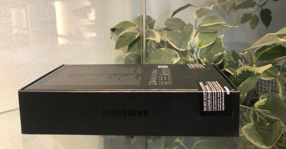 SAMSUNG GALAXY S22+ 5G 8/256GB. NOVO! R1/ RATE!