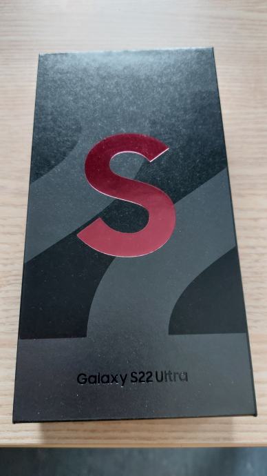 Samsung Galaxy S22 Ultra Red