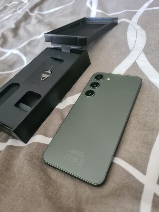 Novi samsung galaxy S23