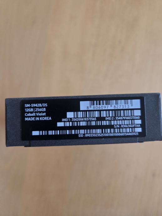 Samsung galaxy S26, 256Gb , 12GB RAM
