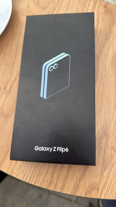 Samsung Galaxy Z Flip 6 12GB/256GB - blue