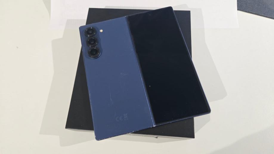 SAMSUNG Galaxy Z Fold 6 256gb Navy RAČUN R1, GARANCIJA, E-POINT
