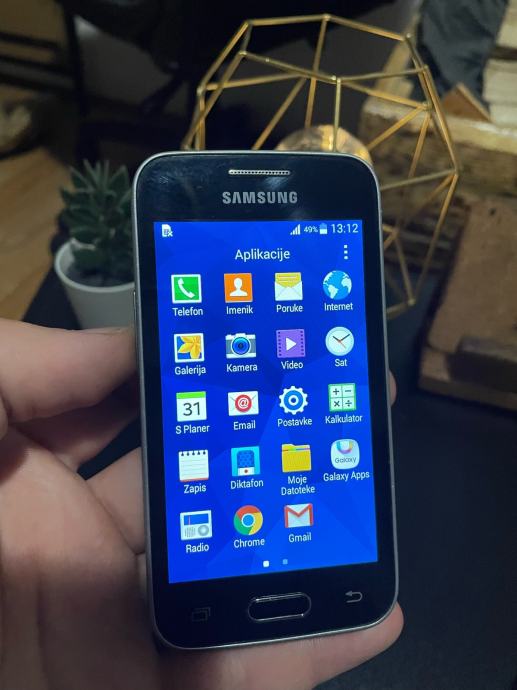 Samsung 4 inča, android, mobitel za osnovno korištenje #POVOLJNO#