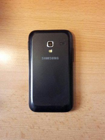 Samsung Galaxy Ace Plus GT-S7500