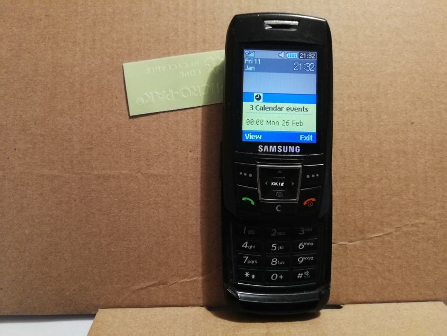 Samsung E250i u odličnom stanju na sve mreže,Black Edition,kao nov!!!!