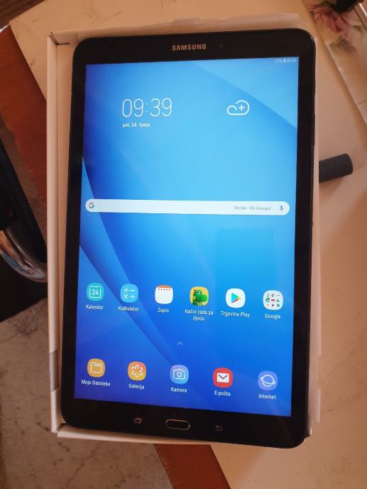 Samsung Galaxy Tab A6 * očuvan