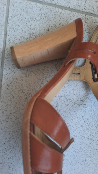 Max&Co sandale br.40