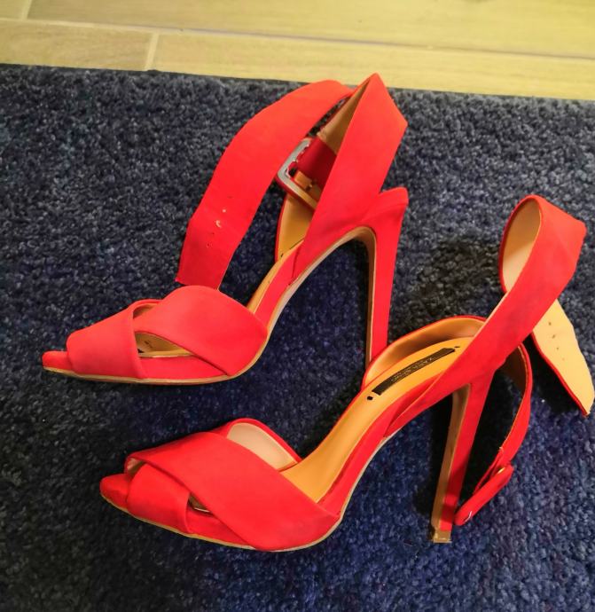 Zara stikle sandale