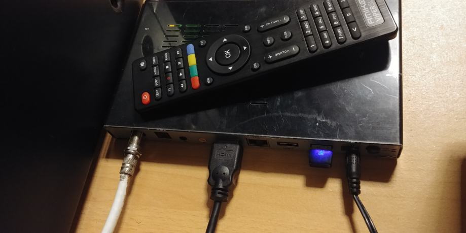 Amiko Viper Slim , full HD enigma2 satelitski receiver