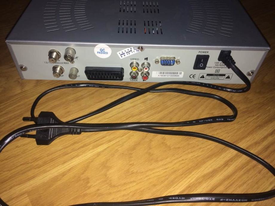 Digitalni satelitski receiver Nytro Box NB-5000