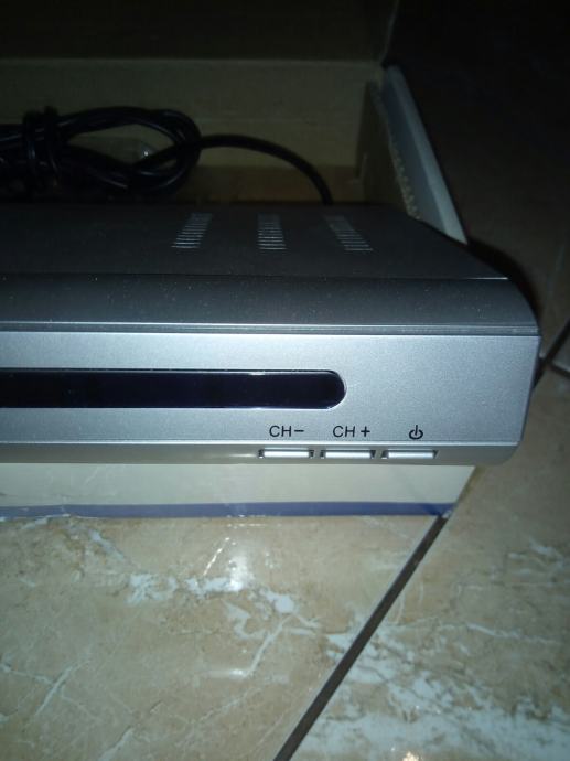 Digitalni satelitski receiver S 1003