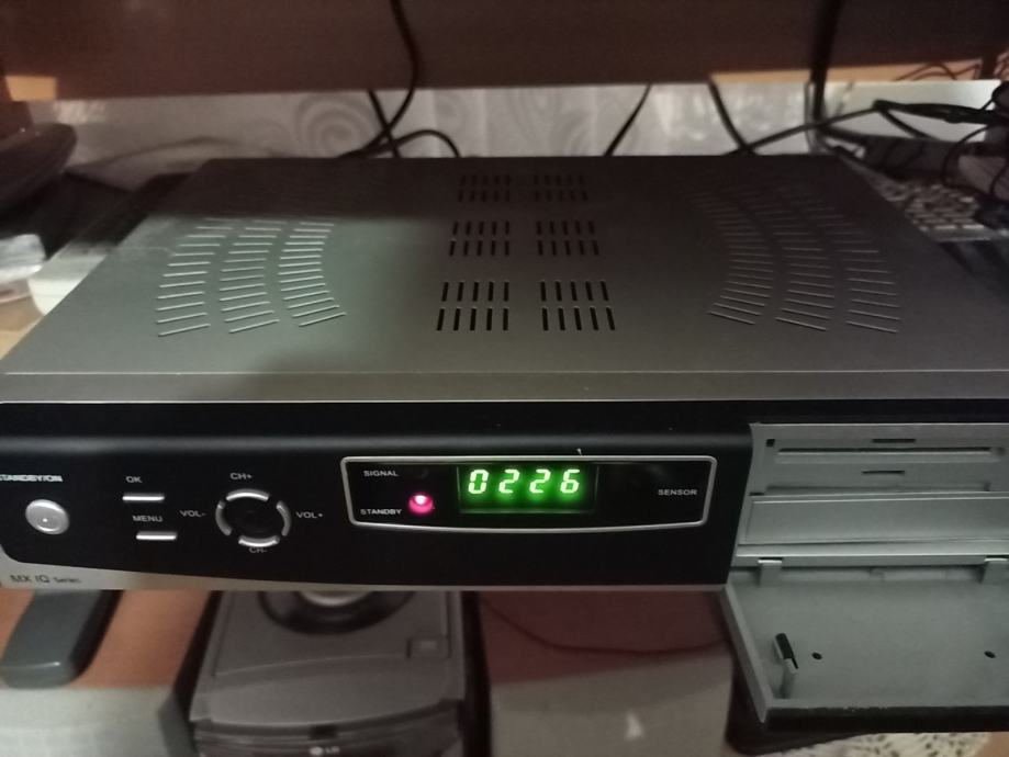 SATELITSKI RECEIVER NYTRO BOX NB-5000, ZAMJENA