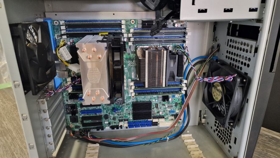 SERVER/ HOME LAB INTEL S2600CP, 2x E5-2697 V2, 64 GB DDR3