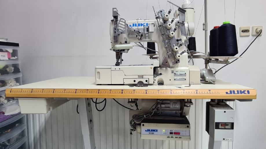 Iberdek Juki, šivaća mašina