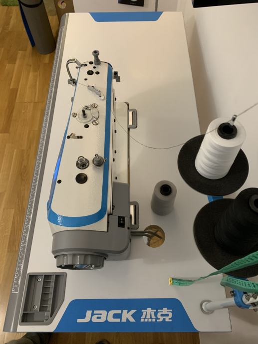 Šivaća mašina JACK A4 COMPUTERIZED LOCKSTITCH