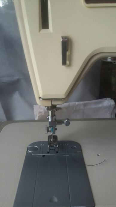 SINGER 514 šivaća mašina 195