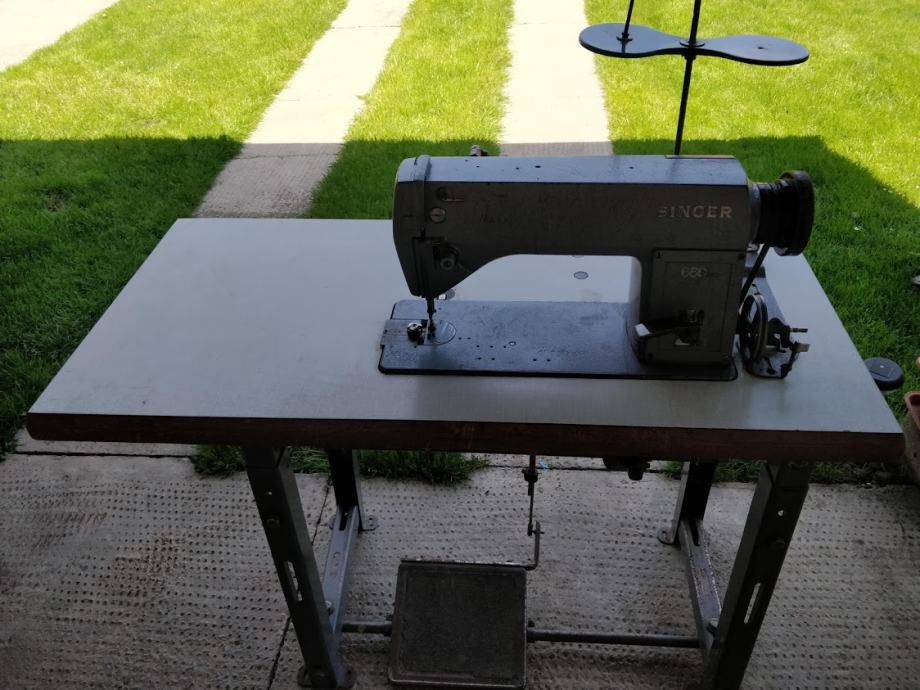 Singer 660 A2 šivača mašina šteperica