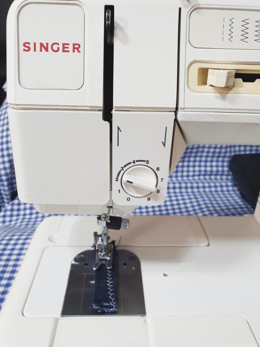 Šivaća mašina Singer 9803C