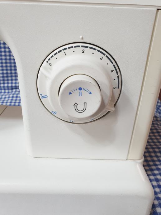 Šivaća mašina Singer 9803C