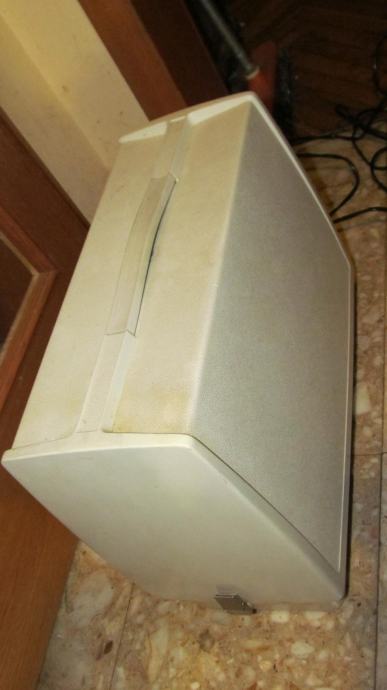 Singer električna šivaća mašina safari 367