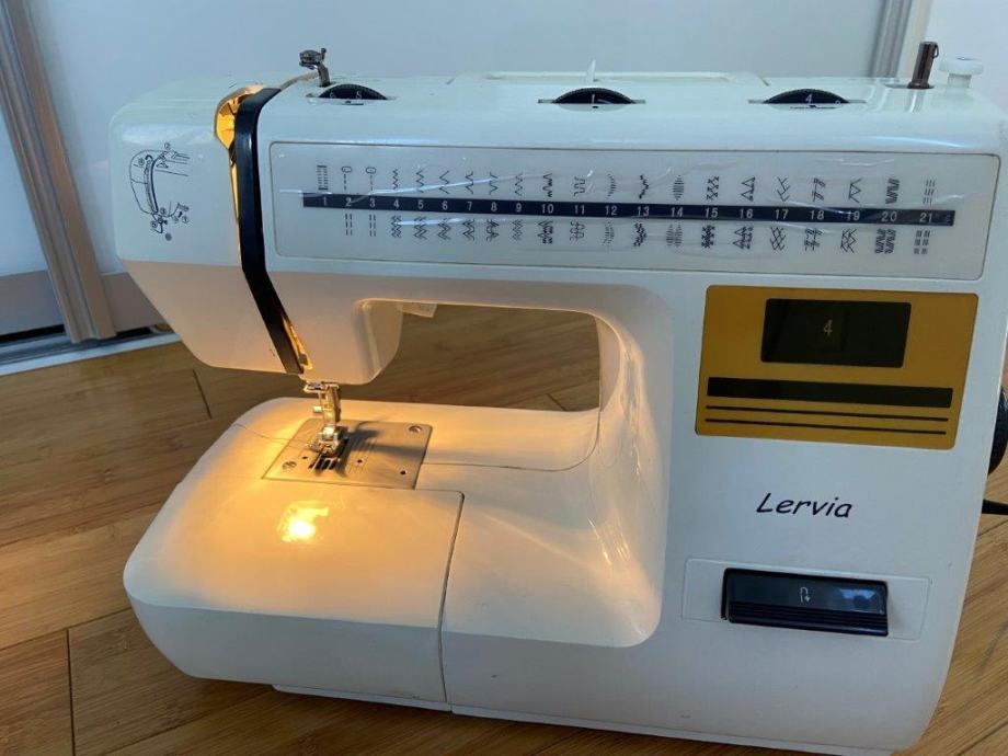 Šivaća mašina Lervia KH 4001