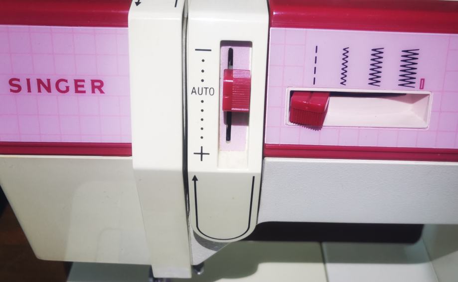 Šivaća mašina Singer 6230 Club