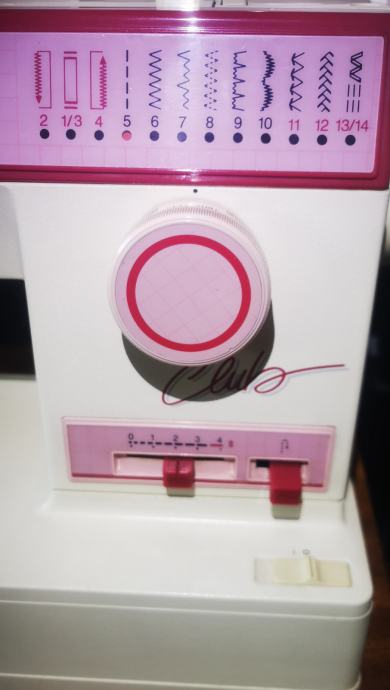 Šivaća mašina Singer 6230 Club