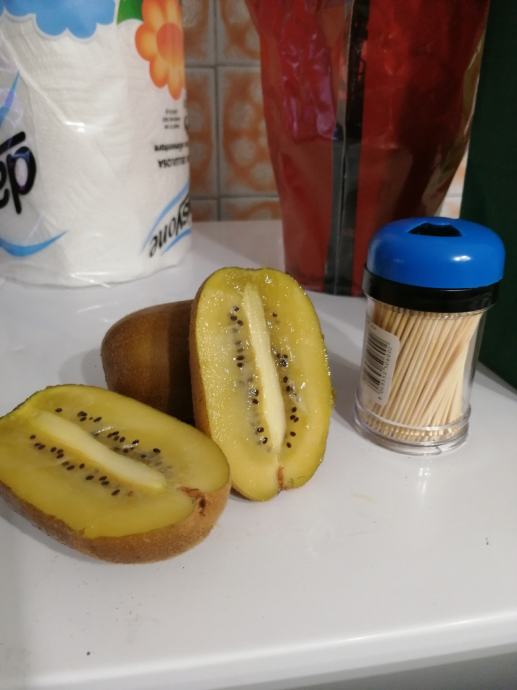 zlatni kiwi